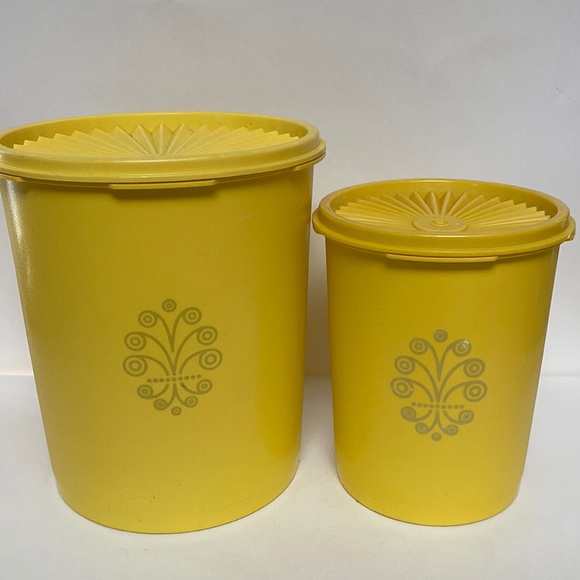 Tupperware | Kitchen | Vintage Tupperware Set Of 2 Yellow Vintage ...
